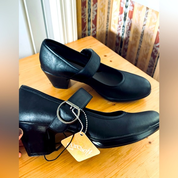 Sofft | Shoes | New79 Netty Euro Soft Sofft Black Leather Mary Janes ...